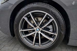 Grey BMW 520 2020 in Marijampole, with an engine capacity of 2.00 L and mileage of 154 thousand km for 34667 €, photo 27 on AUTOMOTO.COM.LV