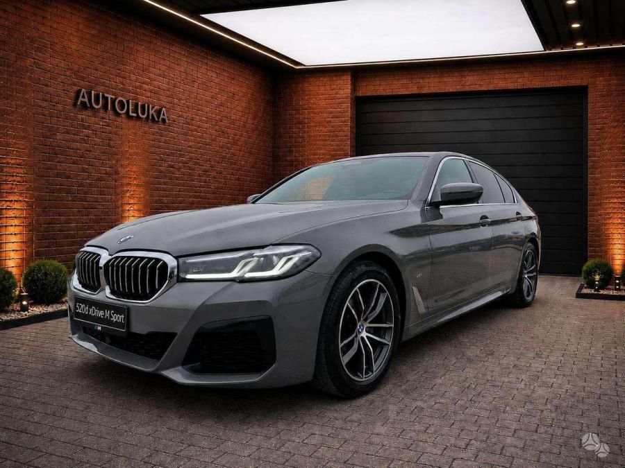 Pelēks BMW 520 2020 Marijampole, ar dzinēja tilpumu 2.00 L un nobraukumu 154 tūkst. km par 34667 €, foto 1 vietnē AUTOMOTO.COM.LV
