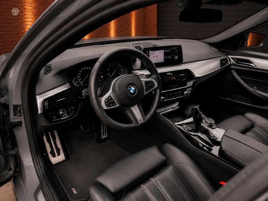 Pelēks BMW 520 2020 Marijampole, ar dzinēja tilpumu 2.00 L un nobraukumu 154 tūkst. km par 34606 €, foto 13 vietnē AUTOMOTO.COM.LV