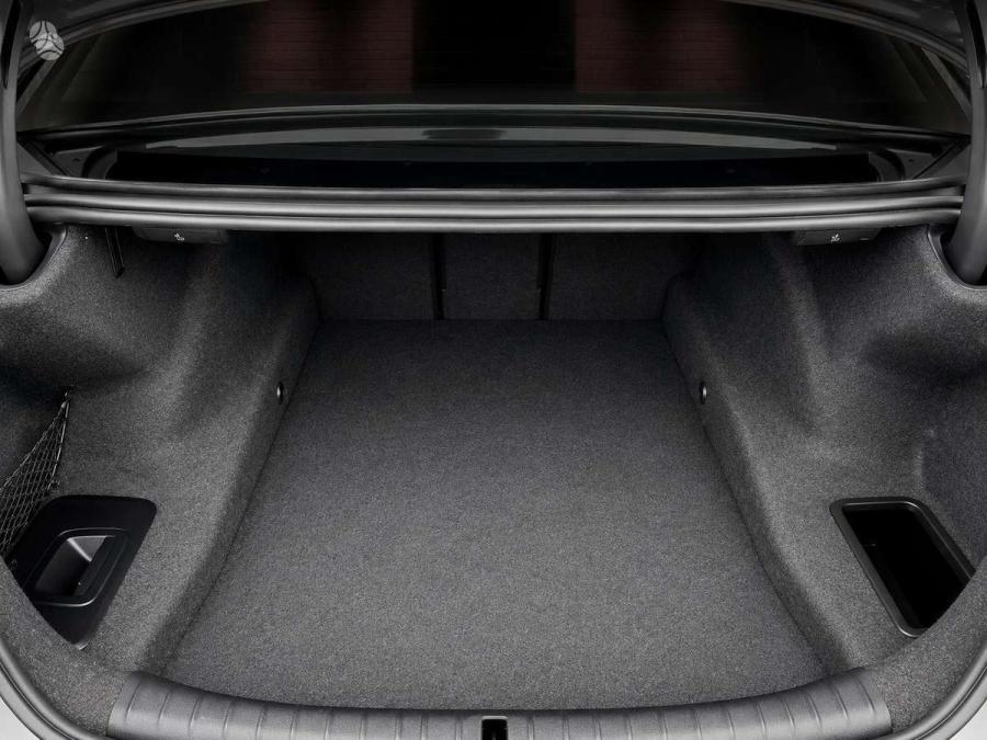 Pelēks BMW 520 2020 Marijampole, ar dzinēja tilpumu 2.00 L un nobraukumu 154 tūkst. km par 34606 €, foto 24 vietnē AUTOMOTO.COM.LV
