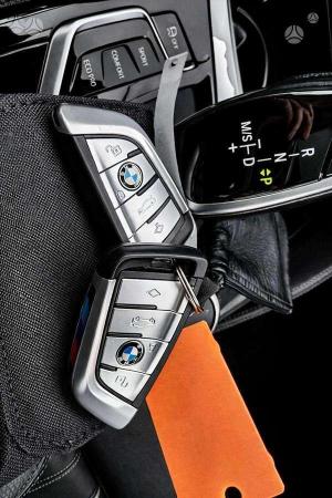 Pelēks BMW 520 2020 Marijampole, ar dzinēja tilpumu 2.00 L un nobraukumu 154 tūkst. km par 34606 €, foto 32 vietnē AUTOMOTO.COM.LV