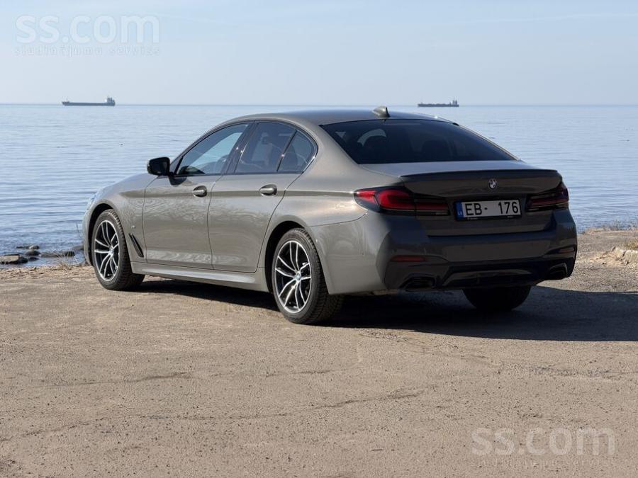 Pelēks BMW 520 2021 Rīga, ar dzinēja tilpumu 2.00 L un nobraukumu 72 tūkst. km par 34999 €, foto 3 vietnē AUTOMOTO.COM.LV