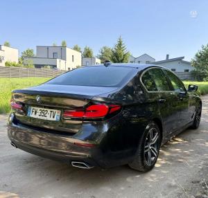 Pelēks BMW 520 2021 Viļņa, ar dzinēja tilpumu 2.00 L un nobraukumu 240 tūkst. km par 17600 €, foto 4 vietnē AUTOMOTO.COM.LV