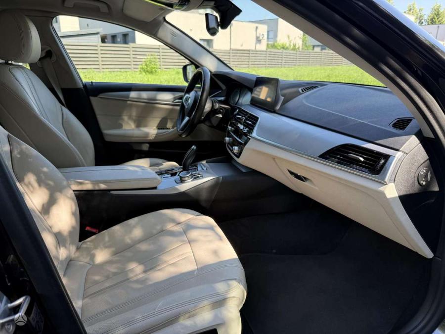 Pelēks BMW 520 2021 Viļņa, ar dzinēja tilpumu 2.00 L un nobraukumu 240 tūkst. km par 17600 €, foto 12 vietnē AUTOMOTO.COM.LV