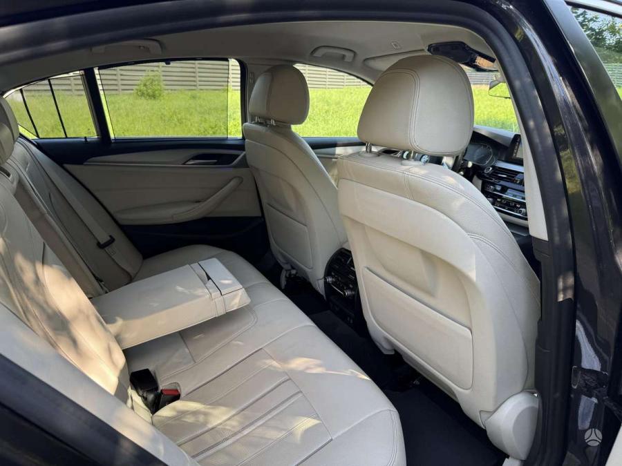 Pelēks BMW 520 2021 Viļņa, ar dzinēja tilpumu 2.00 L un nobraukumu 240 tūkst. km par 17600 €, foto 13 vietnē AUTOMOTO.COM.LV