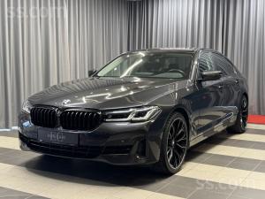 Grey BMW 520 2022 in Riga, with an engine capacity of 2.00 L and mileage of 212 thousand km for 23990 €, photo  on AUTOMOTO.COM.LV