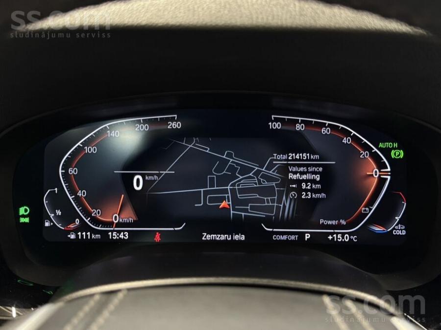 Grey BMW 520 2022 in Riga, with an engine capacity of 2.00 L and mileage of 212 thousand km for 23990 €, photo 17 on AUTOMOTO.COM.LV