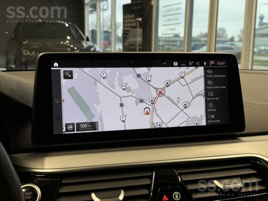 Grey BMW 520 2022 in Riga, with an engine capacity of 2.00 L and mileage of 212 thousand km for 23990 €, photo 22 on AUTOMOTO.COM.LV