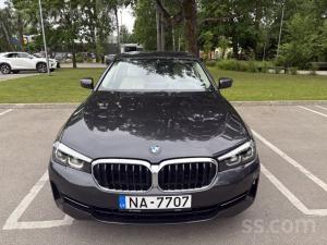 Pelēks BMW 520 2022 Rīga, ar dzinēja tilpumu 2.00 L un nobraukumu 57 tūkst. km par 29900 €, foto 3 vietnē AUTOMOTO.COM.LV