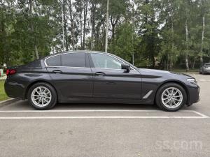 Pelēks BMW 520 2022 Rīga, ar dzinēja tilpumu 2.00 L un nobraukumu 57 tūkst. km par 29900 €, foto 8 vietnē AUTOMOTO.COM.LV