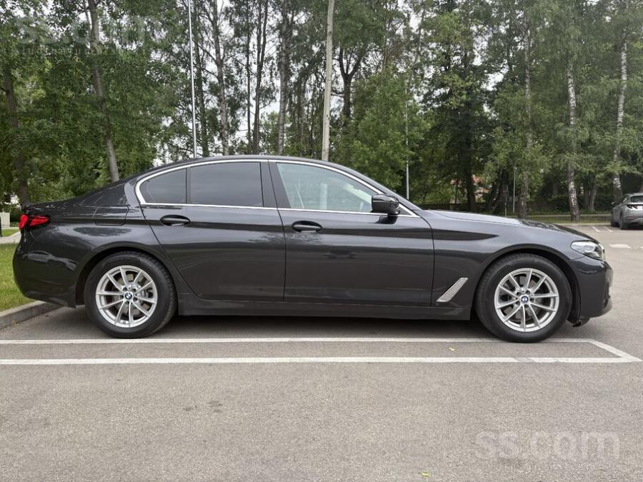 Pelēks BMW 520 2022 Rīga, ar dzinēja tilpumu 2.00 L un nobraukumu 57 tūkst. km par 29900 €, foto 8 vietnē AUTOMOTO.COM.LV