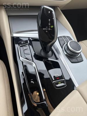 Pelēks BMW 520 2022 Rīga, ar dzinēja tilpumu 2.00 L un nobraukumu 57 tūkst. km par 29900 €, foto 16 vietnē AUTOMOTO.COM.LV