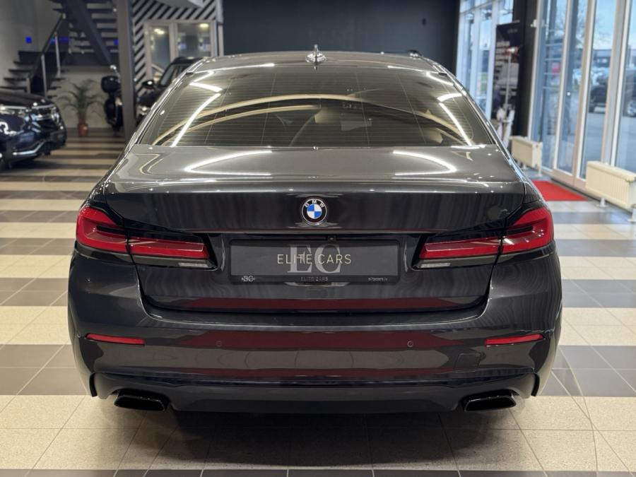 Pelēks BMW 520 2022 Rīga, ar dzinēja tilpumu 2.00 L un nobraukumu 212 tūkst. km par 22990 €, foto 5 vietnē AUTOMOTO.COM.LV
