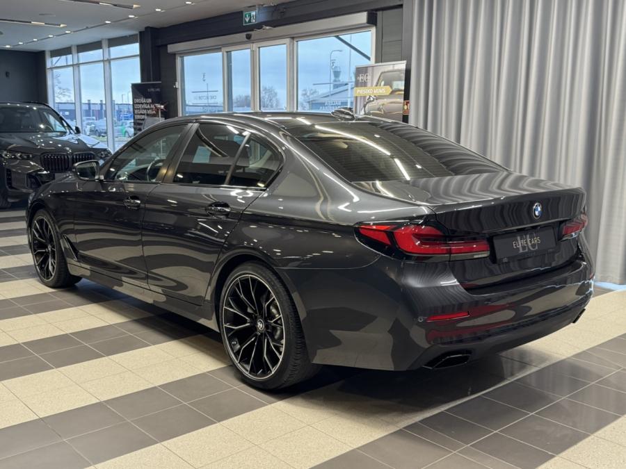 Pelēks BMW 520 2022 Rīga, ar dzinēja tilpumu 2.00 L un nobraukumu 212 tūkst. km par 22990 €, foto 6 vietnē AUTOMOTO.COM.LV