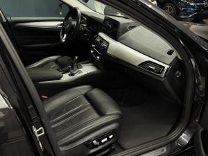 Pelēks BMW 520 2022 Rīga, ar dzinēja tilpumu 2.00 L un nobraukumu 212 tūkst. km par 22990 €, foto 12 vietnē AUTOMOTO.COM.LV