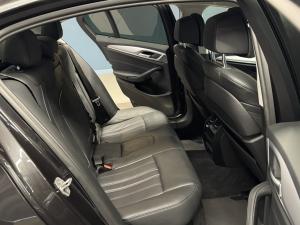 Pelēks BMW 520 2022 Rīga, ar dzinēja tilpumu 2.00 L un nobraukumu 212 tūkst. km par 22990 €, foto 27 vietnē AUTOMOTO.COM.LV