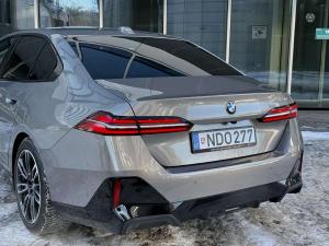 Pelēks BMW 520 2023 Viļņa, ar dzinēja tilpumu 2.00 L un nobraukumu 46 tūkst. km par 49490 €, foto 9 vietnē AUTOMOTO.COM.LV