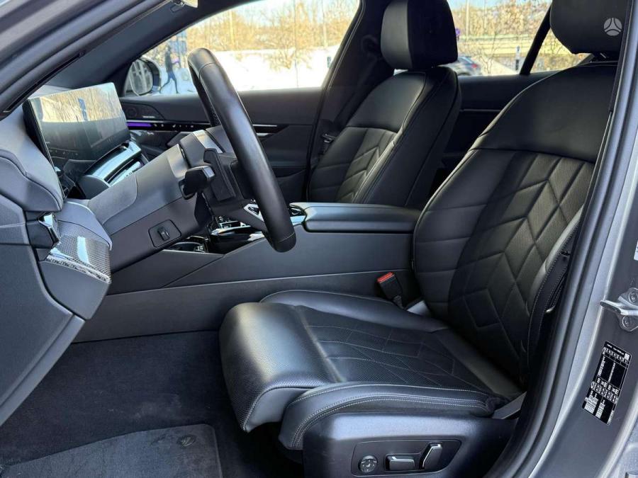 Pelēks BMW 520 2023 Viļņa, ar dzinēja tilpumu 2.00 L un nobraukumu 46 tūkst. km par 49490 €, foto 15 vietnē AUTOMOTO.COM.LV
