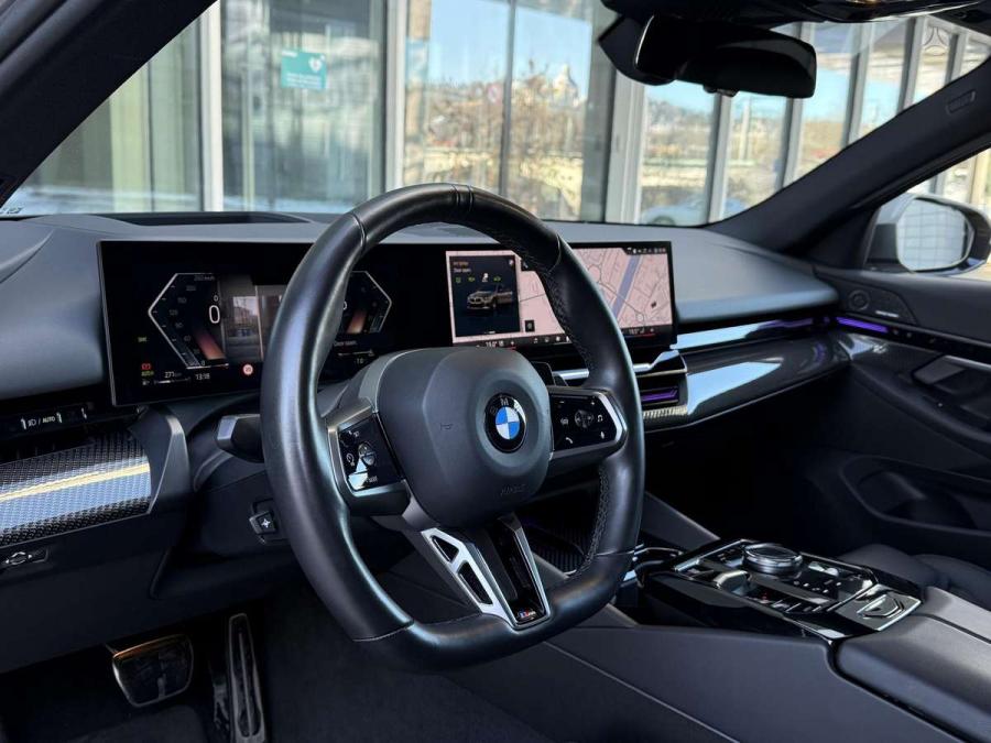 Pelēks BMW 520 2023 Viļņa, ar dzinēja tilpumu 2.00 L un nobraukumu 46 tūkst. km par 49490 €, foto 16 vietnē AUTOMOTO.COM.LV