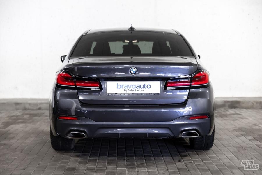 Pelēks BMW 520 2023 Viļņa, ar dzinēja tilpumu 2.00 L un nobraukumu 51 tūkst. km par 38771 €, foto 10 vietnē AUTOMOTO.COM.LV