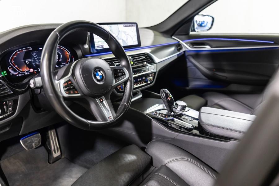 Pelēks BMW 520 2023 Viļņa, ar dzinēja tilpumu 2.00 L un nobraukumu 51 tūkst. km par 38771 €, foto 11 vietnē AUTOMOTO.COM.LV
