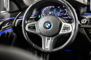 Pelēks BMW 520 2023 Viļņa, ar dzinēja tilpumu 2.00 L un nobraukumu 51 tūkst. km par 38771 €, foto 16 vietnē AUTOMOTO.COM.LV
