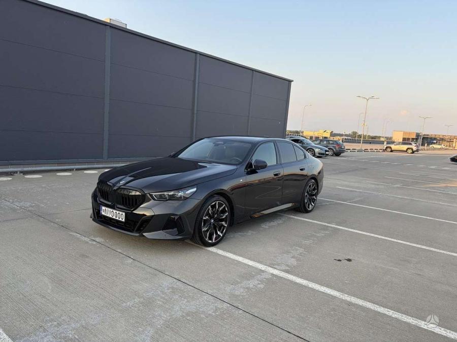 Pelēks BMW 520 2024 Kauņa, ar dzinēja tilpumu 2.00 L un nobraukumu 69 tūkst. km par 47000 €, foto 3 vietnē AUTOMOTO.COM.LV