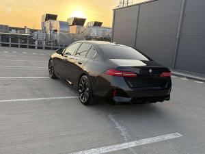 Pelēks BMW 520 2024 Kauņa, ar dzinēja tilpumu 2.00 L un nobraukumu 69 tūkst. km par 47000 €, foto 5 vietnē AUTOMOTO.COM.LV