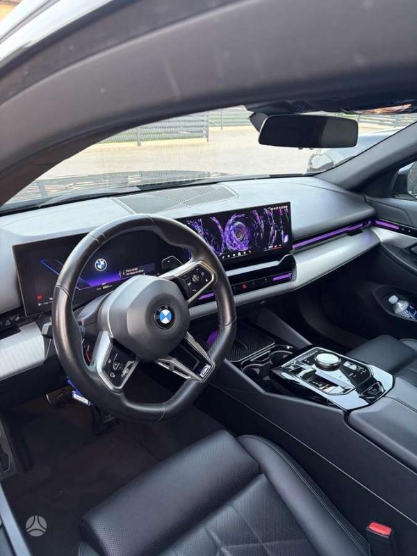Grey BMW 520 2024 in Kaunas, with an engine capacity of 2.00 L and mileage of 69 thousand km for 47000 €, photo 9 on AUTOMOTO.COM.LV