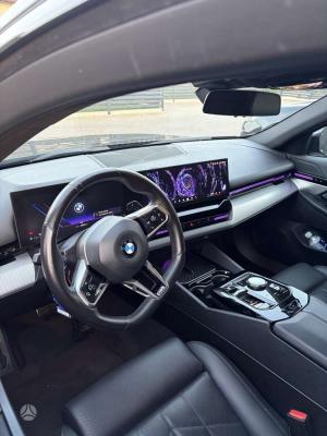 Pelēks BMW 520 2024 Kauņa, ar dzinēja tilpumu 2.00 L un nobraukumu 69 tūkst. km par 47000 €, foto 10 vietnē AUTOMOTO.COM.LV