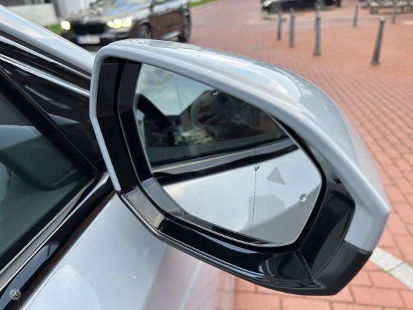 Grey BMW 520 2024 in Vilnius, with an engine capacity of 2.00 L and mileage of 76 thousand km for 55000 €, photo 9 on AUTOMOTO.COM.LV