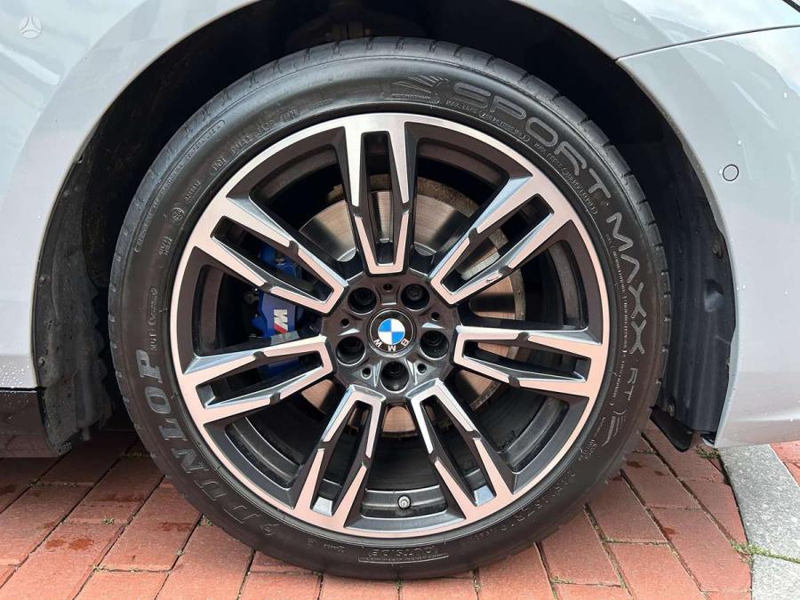 Pelēks BMW 520 2024 Viļņa, ar dzinēja tilpumu 2.00 L un nobraukumu 76 tūkst. km par 55000 €, foto 11 vietnē AUTOMOTO.COM.LV