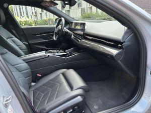 Pelēks BMW 520 2024 Viļņa, ar dzinēja tilpumu 2.00 L un nobraukumu 76 tūkst. km par 55000 €, foto 16 vietnē AUTOMOTO.COM.LV