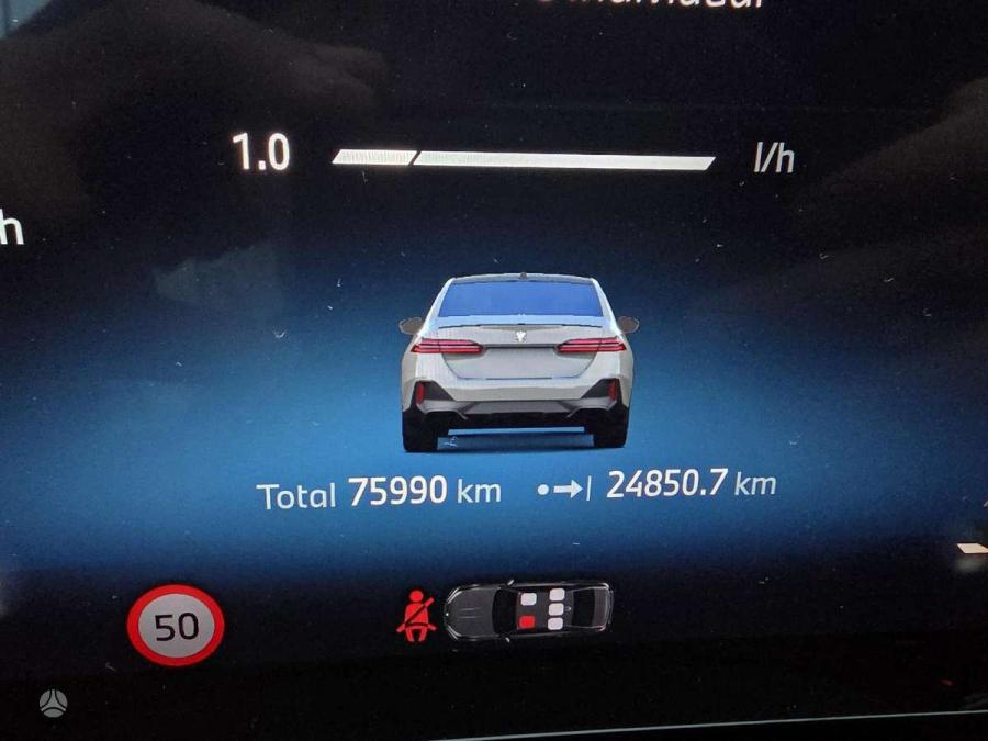 Pelēks BMW 520 2024 Viļņa, ar dzinēja tilpumu 2.00 L un nobraukumu 76 tūkst. km par 55000 €, foto 19 vietnē AUTOMOTO.COM.LV