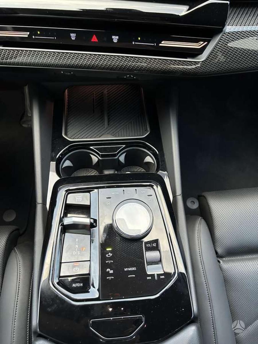 Pelēks BMW 520 2024 Viļņa, ar dzinēja tilpumu 2.00 L un nobraukumu 76 tūkst. km par 55000 €, foto 22 vietnē AUTOMOTO.COM.LV