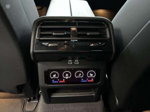 Pelēks BMW 520 2024 Viļņa, ar dzinēja tilpumu 2.00 L un nobraukumu 76 tūkst. km par 55000 €, foto 27 vietnē AUTOMOTO.COM.LV