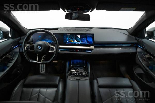 Grey BMW 520 2024 in Riga, with an engine capacity of 2.00 L and mileage of 50 thousand km for 55500 €, photo 8 on AUTOMOTO.COM.LV