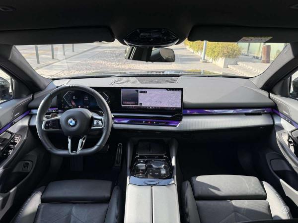 Grey BMW 520 2025 in Vilnius, with an engine capacity of 2.00 L and mileage of 16 thousand km for 53900 €, photo 7 on AUTOMOTO.COM.LV