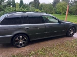 Pelēks BMW 520 2003 Naujoji Akmenė, ar dzinēja tilpumu 2.00 L un nobraukumu 400 tūkst. km par 850 €, foto 6 vietnē AUTOMOTO.COM.LV