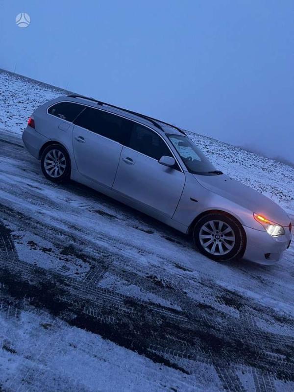 Pelēks BMW 520 2005 Alīta, ar dzinēja tilpumu 2.50 L un nobraukumu 42 tūkst. km par 2500 €, foto 2 vietnē AUTOMOTO.COM.LV