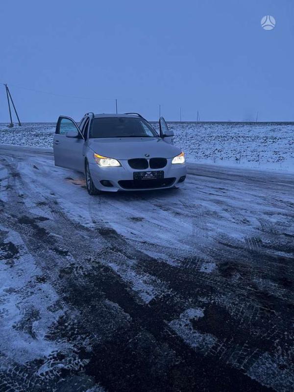 Pelēks BMW 520 2005 Alīta, ar dzinēja tilpumu 2.50 L un nobraukumu 42 tūkst. km par 2500 €, foto 7 vietnē AUTOMOTO.COM.LV