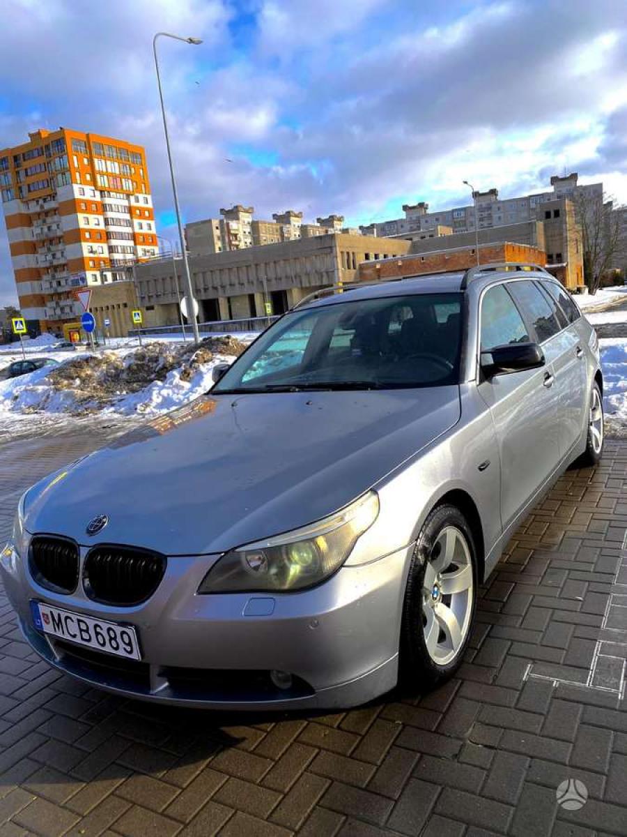 Grey BMW 520 2006 in Kaunas, with an engine capacity of 2.00 L and mileage of 357 thousand km for 2500 €, photo 3 on AUTOMOTO.COM.LV