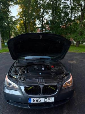 Pelēks BMW 520 2006 Narva, ar dzinēja tilpumu 2.00 L un nobraukumu 387 tūkst. km par 3900 €, foto 12 vietnē AUTOMOTO.COM.LV