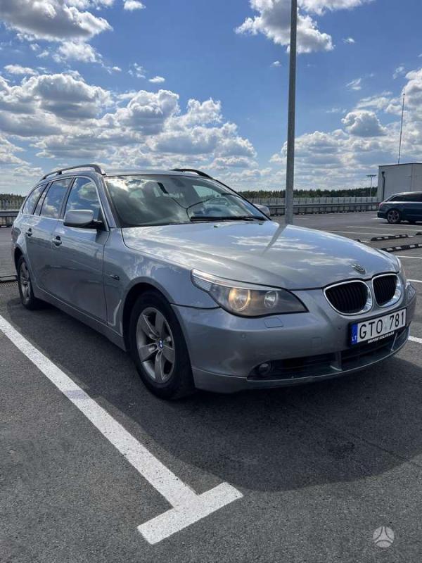 Grey BMW 520 2006 in Vilnius, with an engine capacity of 2.00 L and mileage of 339 thousand km for 2700 €, photo 1 on AUTOMOTO.COM.LV