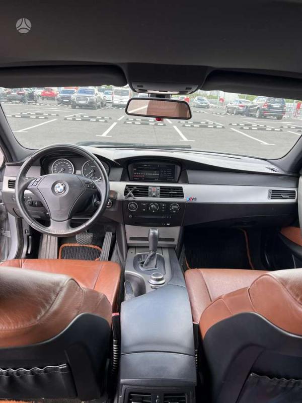 Grey BMW 520 2006 in Vilnius, with an engine capacity of 2.00 L and mileage of 339 thousand km for 2700 €, photo 7 on AUTOMOTO.COM.LV
