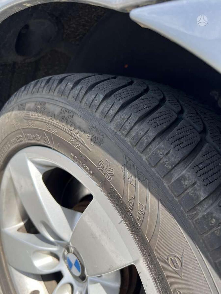 Pelēks BMW 520 2006 Viļņa, ar dzinēja tilpumu 2.00 L un nobraukumu 339 tūkst. km par 2700 €, foto 13 vietnē AUTOMOTO.COM.LV