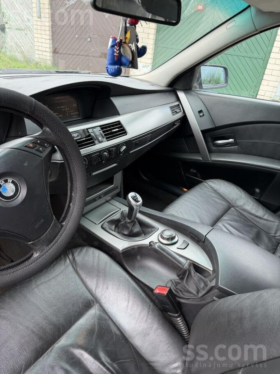 Grey BMW 520 2006 in Riga, with an engine capacity of 2.00 L and mileage of 208 thousand km for 2200 €, photo 8 on AUTOMOTO.COM.LV