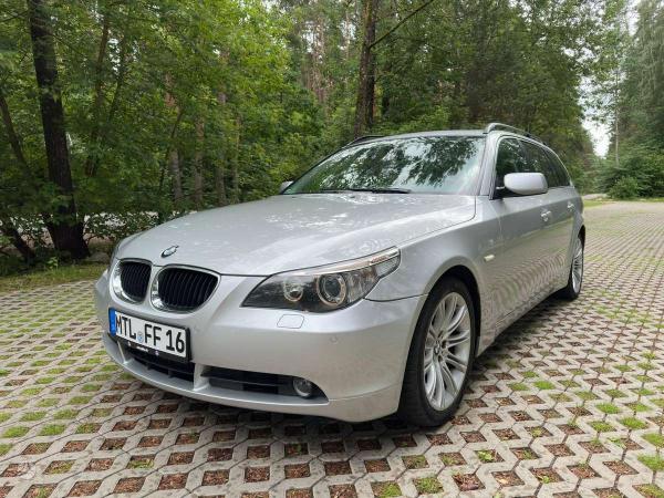 Grey BMW 520 2006 in Vilnius, with an engine capacity of 2.00 L and mileage of 225 thousand km for 3490 €, photo 3 on AUTOMOTO.COM.LV