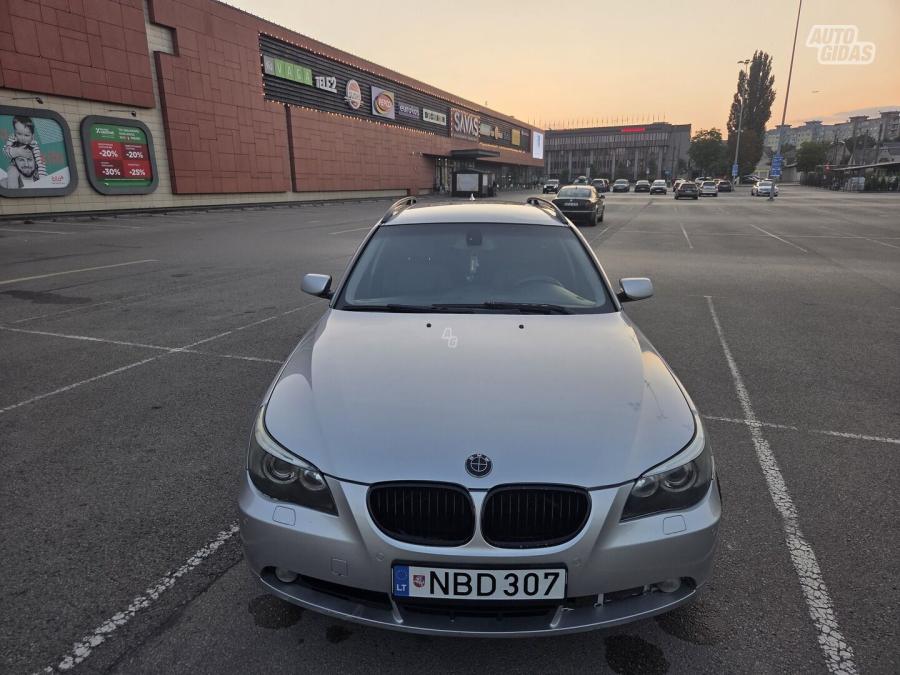 Grey BMW 520 2006 in Kaunas, with an engine capacity of 2.00 L and mileage of 410 thousand km for 2099 €, photo 5 on AUTOMOTO.COM.LV