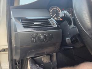 Grey BMW 520 2006 in Kaunas, with an engine capacity of 2.00 L and mileage of 410 thousand km for 2099 €, photo 17 on AUTOMOTO.COM.LV